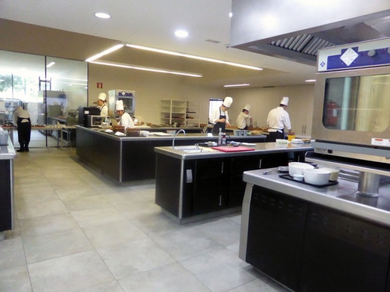 Bilbao – Azurmendi | Hungry Bird
